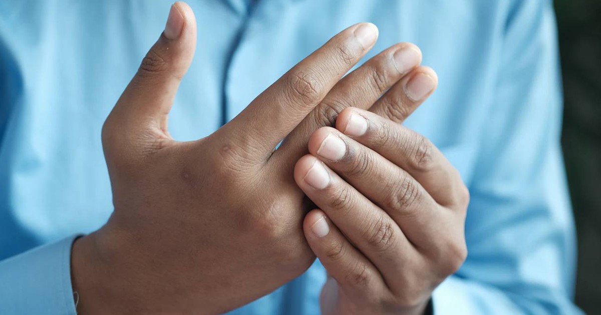 Artritída - zápal kĺbov:druhy,príznaky a liečba · ATHMO